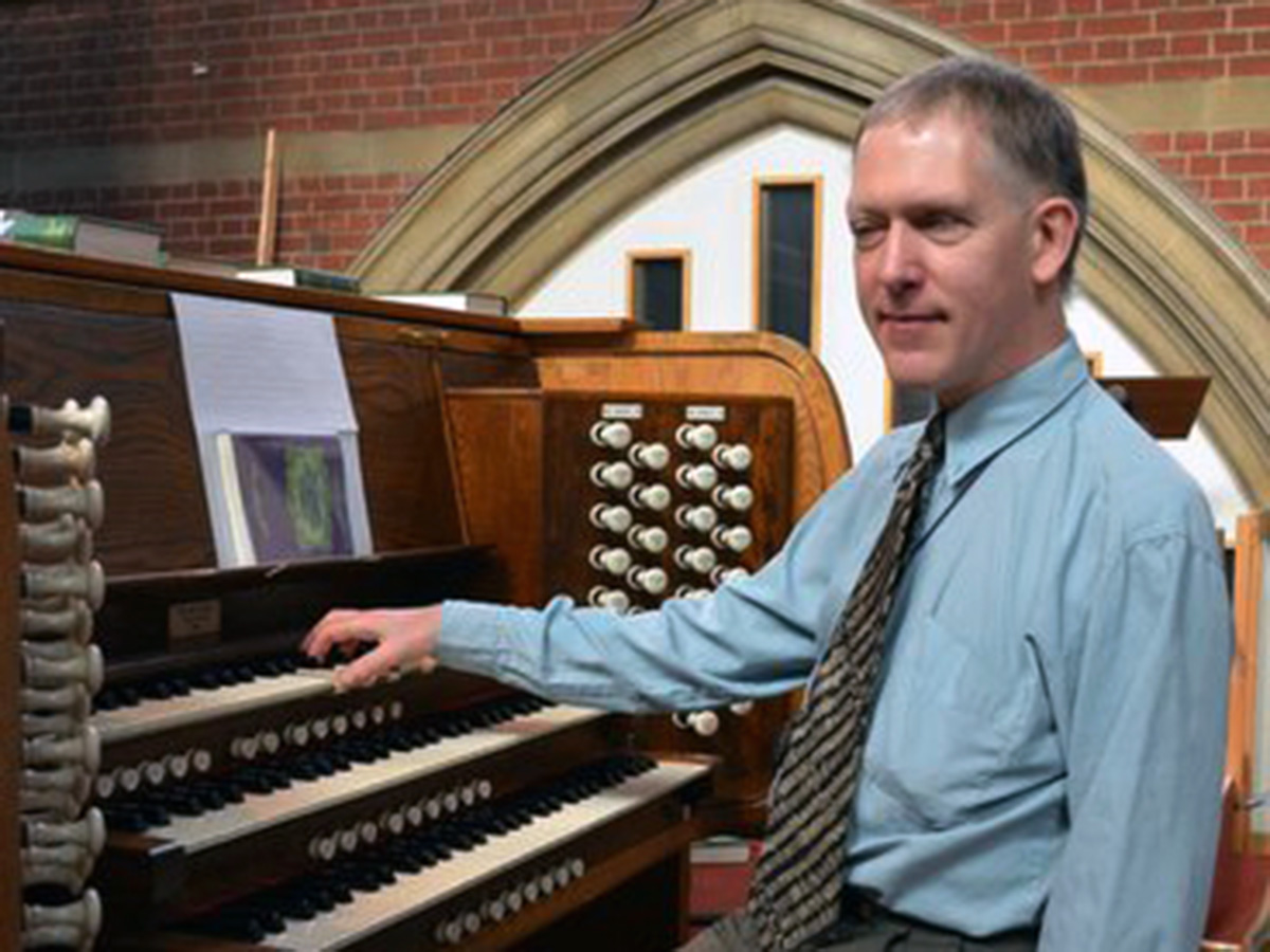 The Arabesque Trust – Supporting visually impaired organists